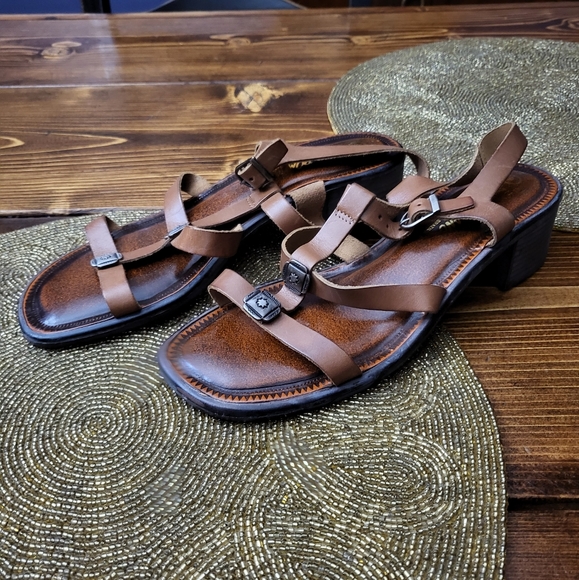 Romano | Shoes | Romano Sz 9 Brown Leather Anne Sandals | Poshmark